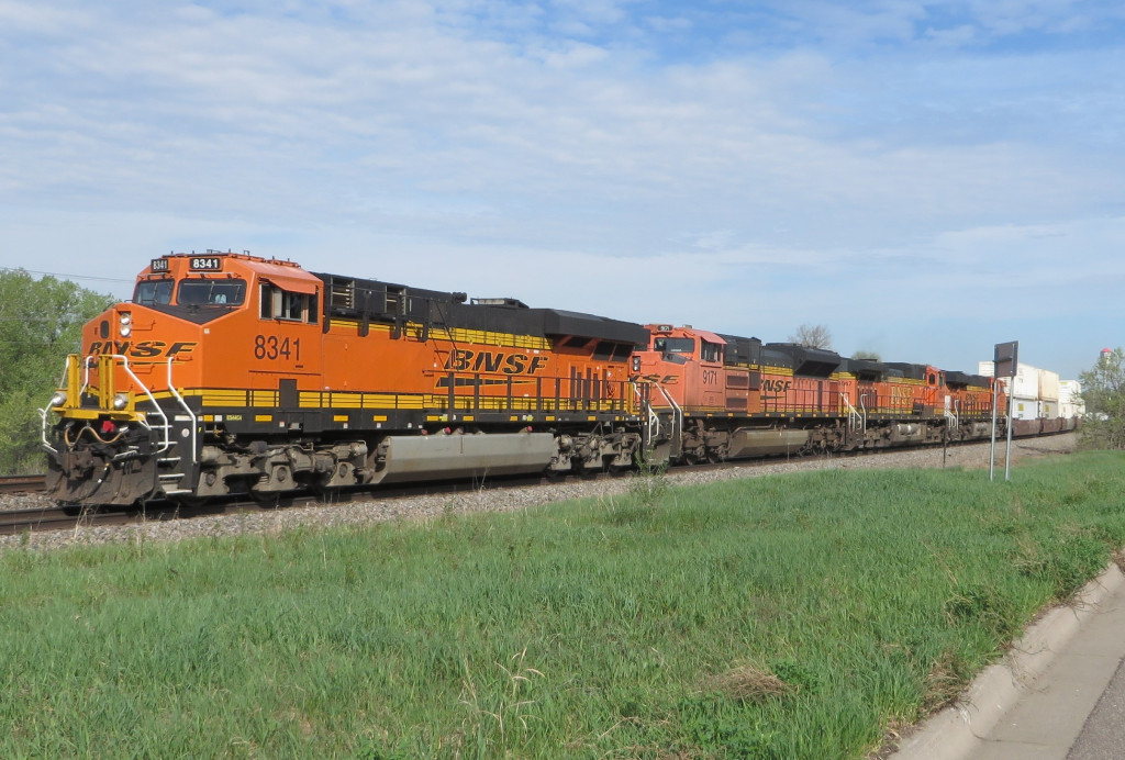 BNSF 8341 East